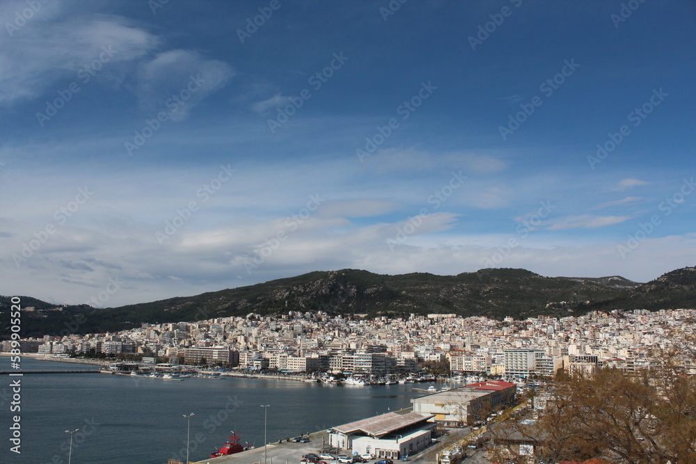 Foto de Kavala Harbour, Kavala city and sea views..Kavalali Mehmet Ali ...