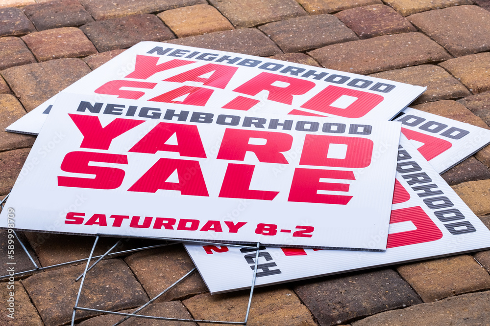 Yard sign for Community Yard Sale_1 Stock Photo | Adobe Stock