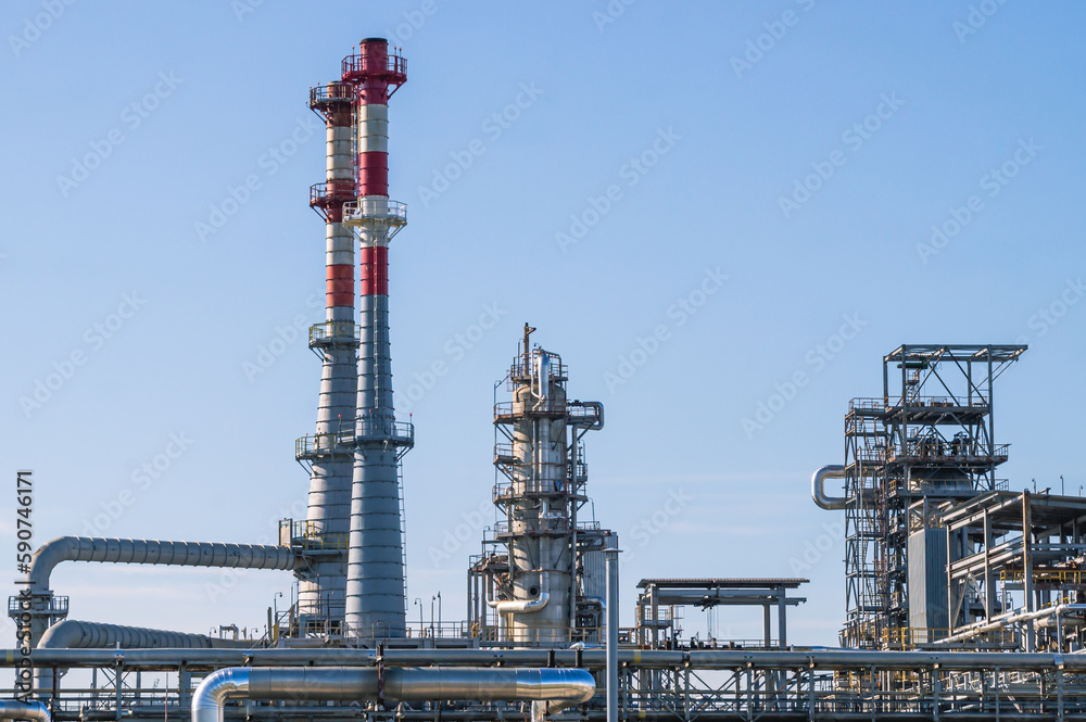 Primary processing of crude oil entering the refinery. Equipment for ...