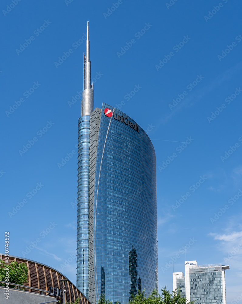 Milano, Italy. The iconic Unicredit tower at Gae Aulenti square ...