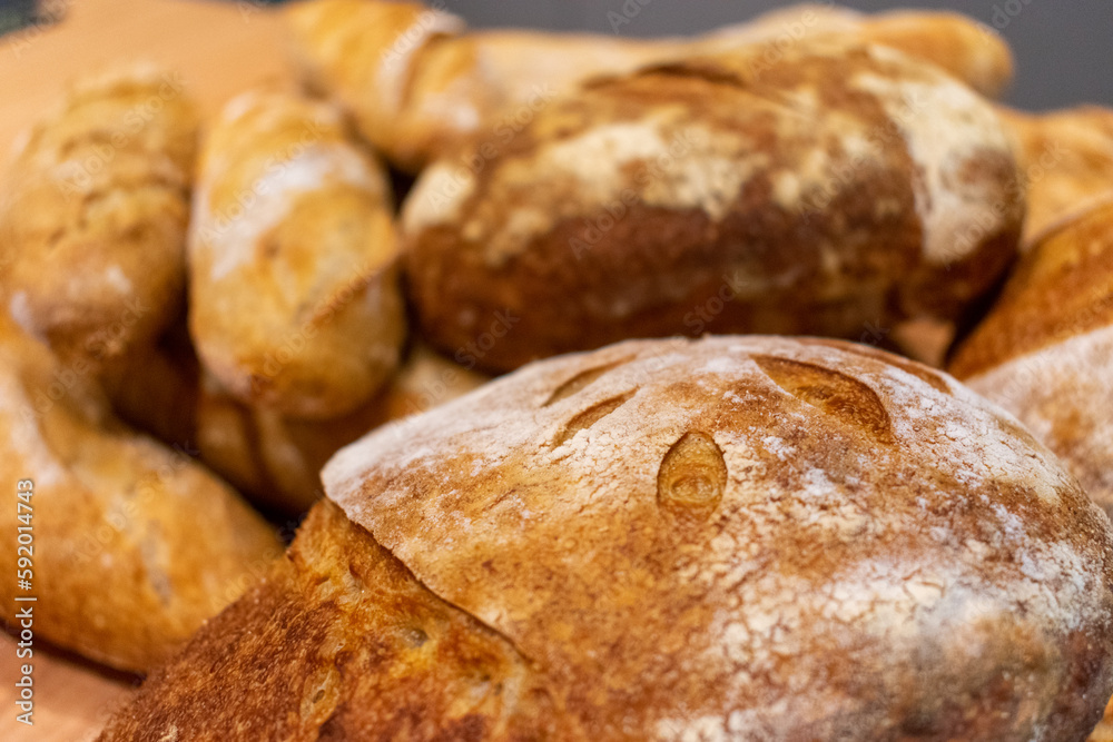 Pan de masa madre, hogazas artesanales, primer plano de textura del pan ...