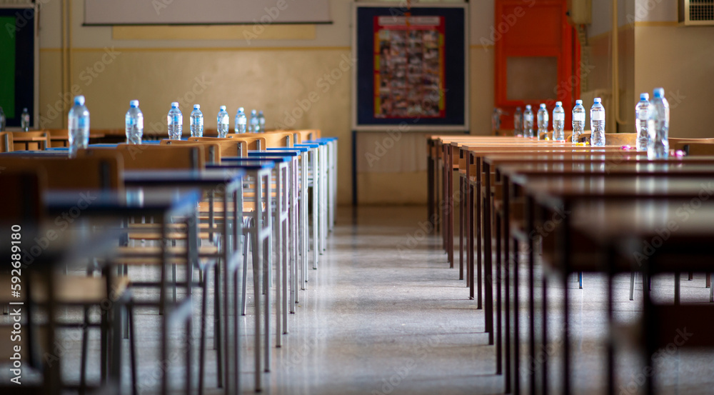 Foto de Exam examination room or hall set up ready for students to sit ...