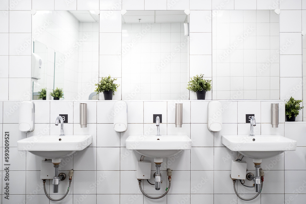 Poster White colour ceramic tiles toilet hand wash area – Tableau ...