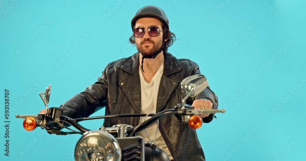 Vidéo Stock Motorbike drive, studio and man with a smile on a ride ...