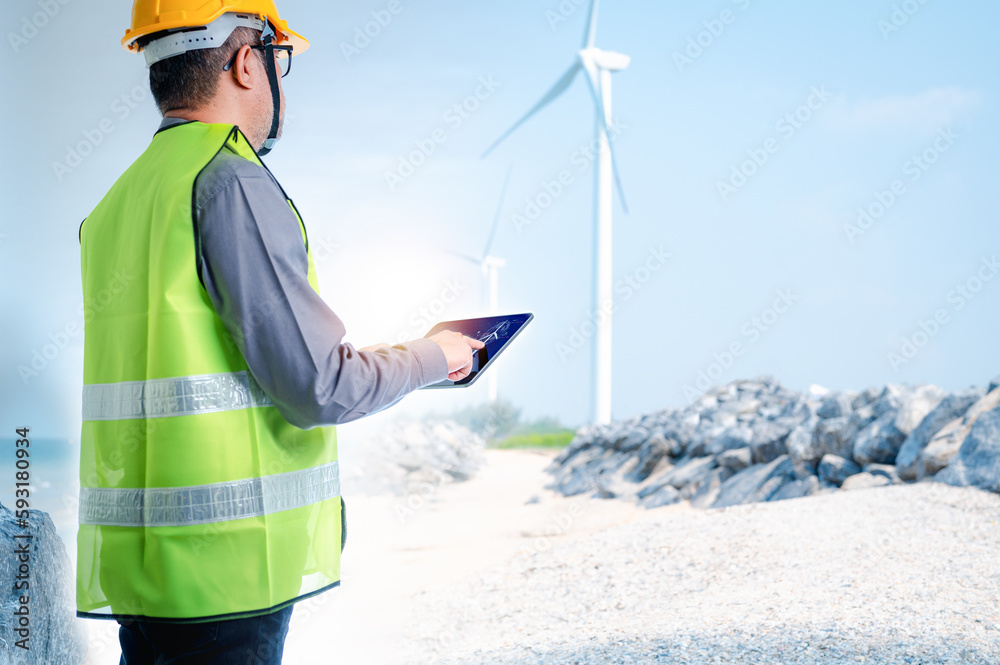 Foto de Skilled engineer harnesses power of renewable energy by ...