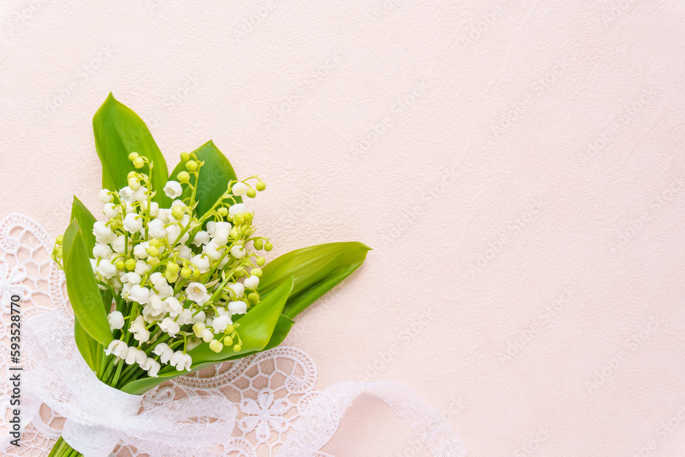 すずらんの花束のフレーム｜ピンク背景 Stock 写真 | Adobe Stock