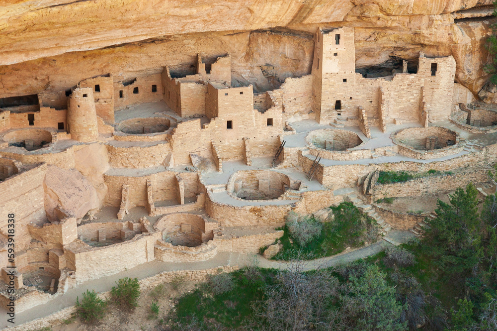 Ancestral Puebloan Cliff Dwellings at Mesa Verde National Park Stock ...