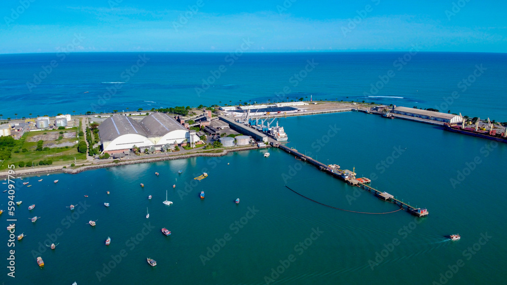 Foto de Vista aérea do Porto de Maceió do Stock | Adobe Stock