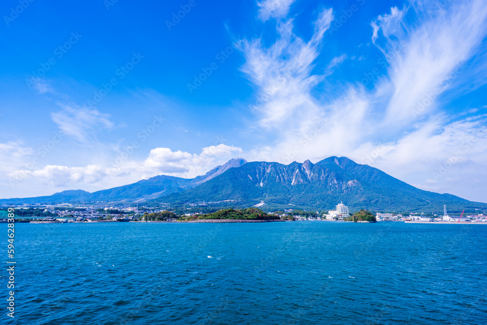 海から観える長崎普賢岳と山並み風景 Mt. Fugen Nagasaki and the mountain range seen from ...
