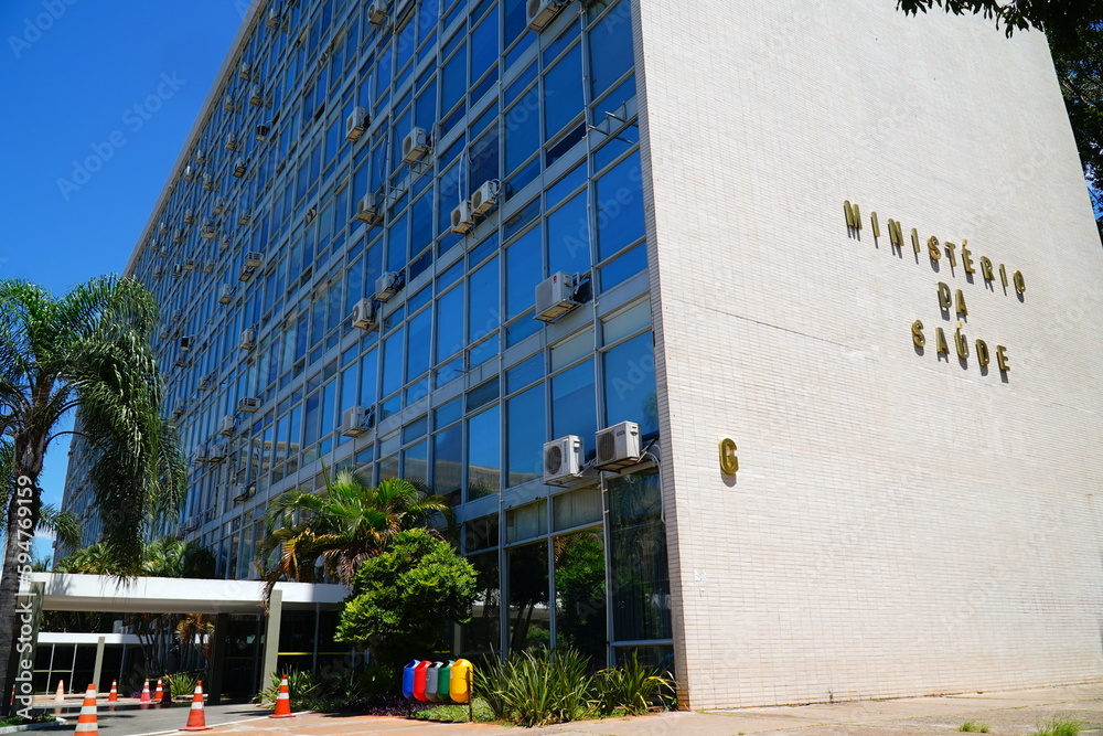 Facade of the Brazilian Federal Minister of Health (Ministério da Saúde ...
