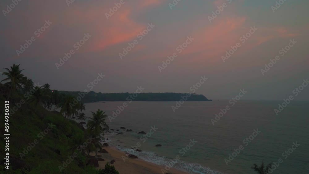Vidéo Stock Wide angle shot of sunset at the Cabo de Rama beach in ...
