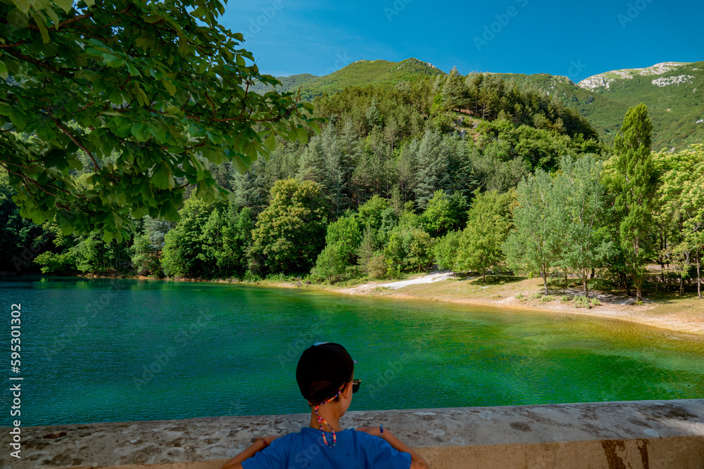 Lago di San Domenico ed Eremo di San Domenico vicino Villalago e Scanno ...