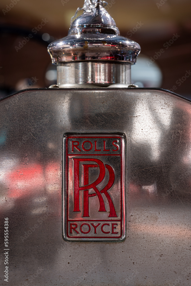 Close up of the Rolls Royce logo on a Rolls Royce Phantom 2 Sedanca ...