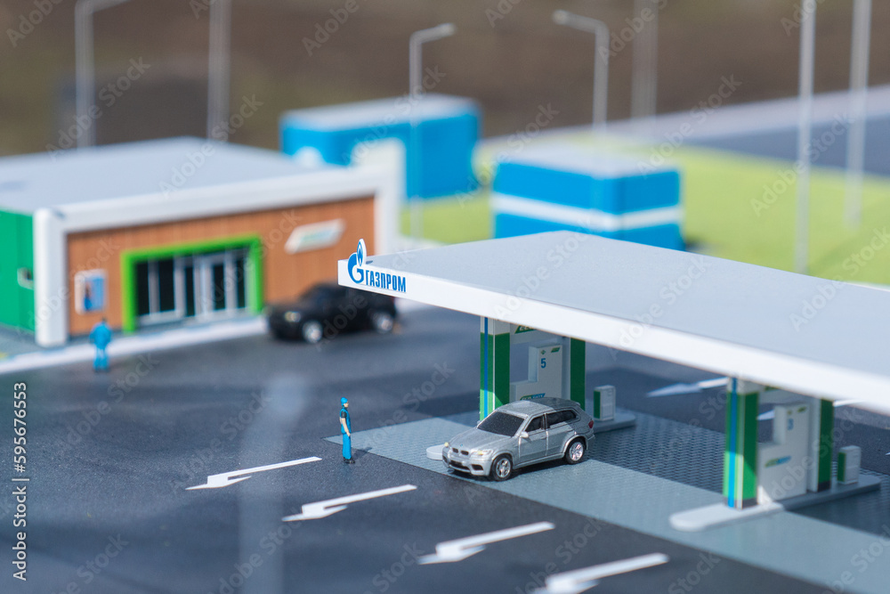 Foto de Toy gas filling station. Model of a gas station Gazprom in ...
