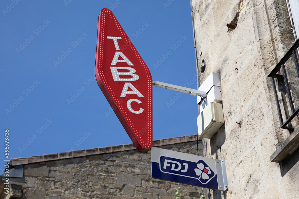 Foto de tabac and fdj loto France national lottery company shop logo ...