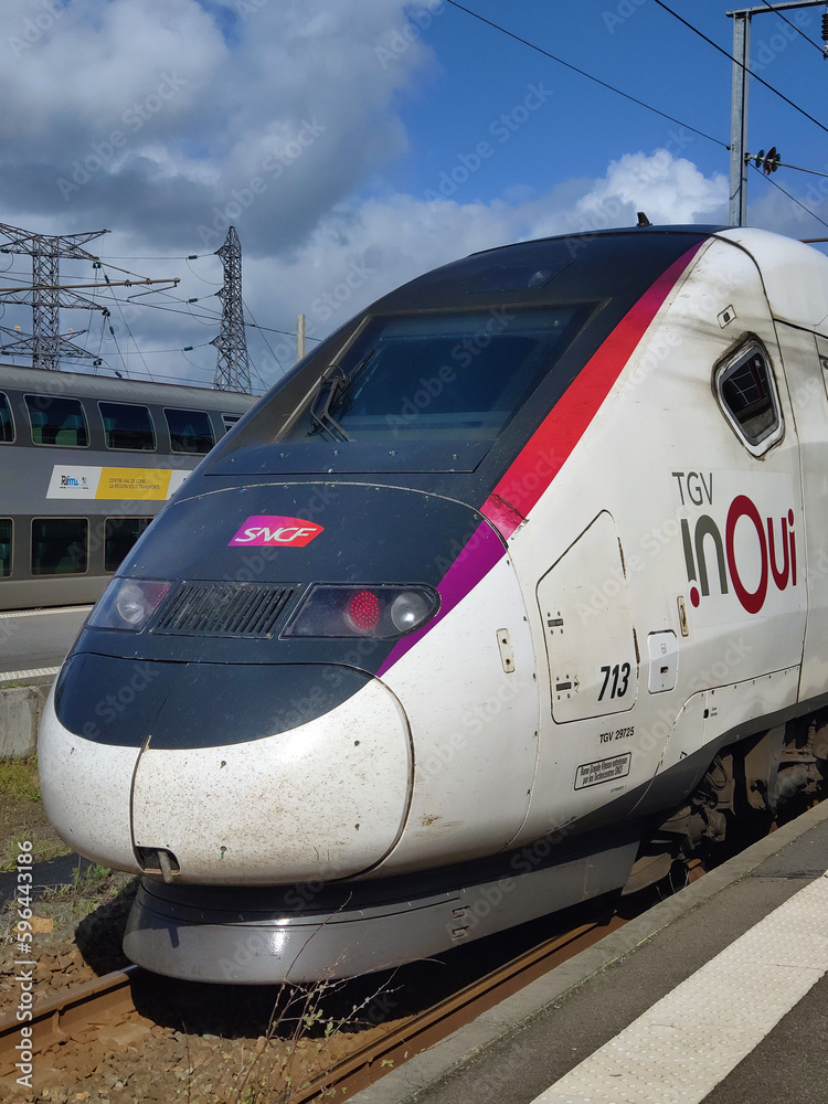 TGV INOUI ภาพถ่ายสต็อก | Adobe Stock
