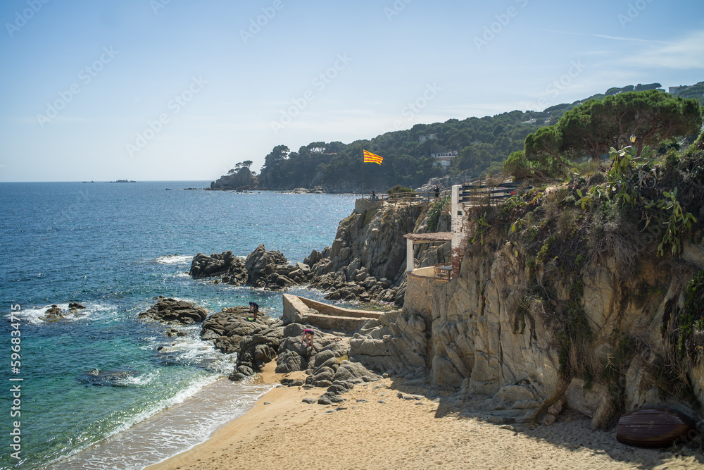 Foto de A classic white town on the Costa Brava. White houses ...
