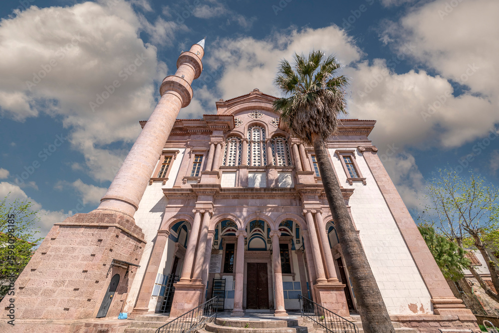 Foto de Ali Bey Mosque, Greek Orthodox church of Ayios Yorgis and ...