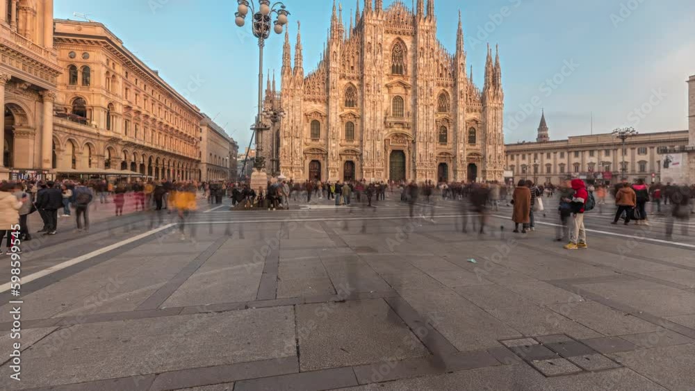Vidéo Stock Panorama showing Milan Cathedral and historic buildings ...