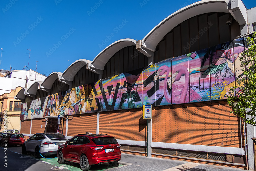 Detail of decorated facade of Rojas Clemente Market (Mercat de Rojas ...
