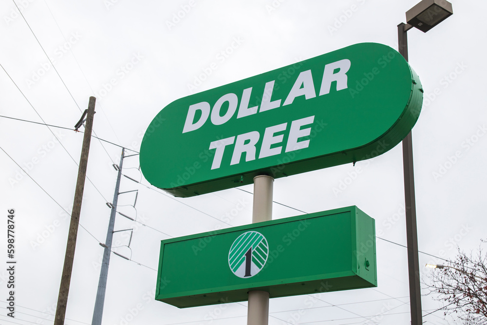 Dollar Tree retail store street sign Stock Photo | Adobe Stock