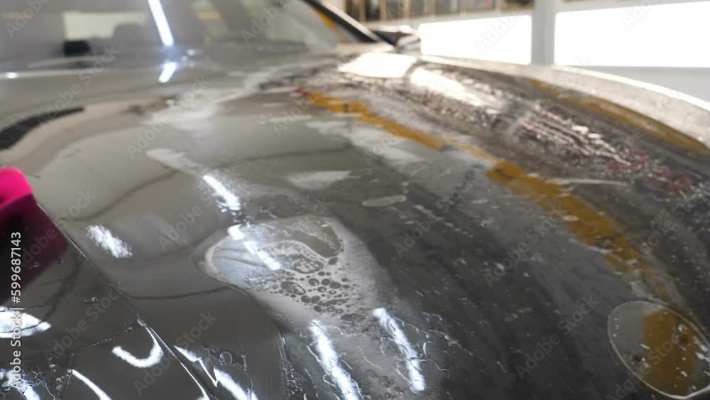 Video „Close up to PPF installation process on a front headlight and ...