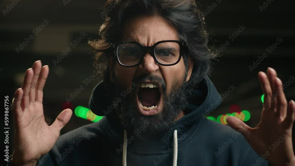 Vidéo Stock Close up angry mad aggressive Arabian bearded man in ...