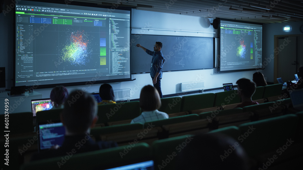Foto Stock Young University Professor Explaining the Importance of ...