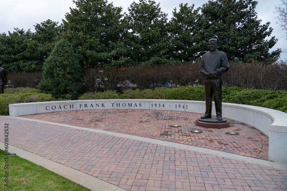 A statue of national championship winning football coach Frank Thomas ...