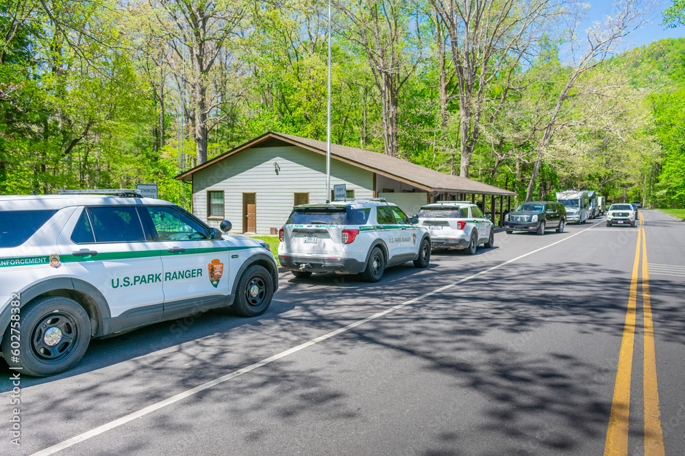 Park Ranger Station At The Cades Cove Section of GSMNP Stock Photo ...