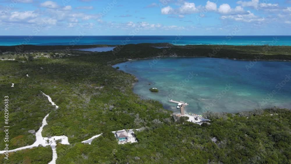 Beautiful cinematic aerial view of the Bahamas island - turquoise ...