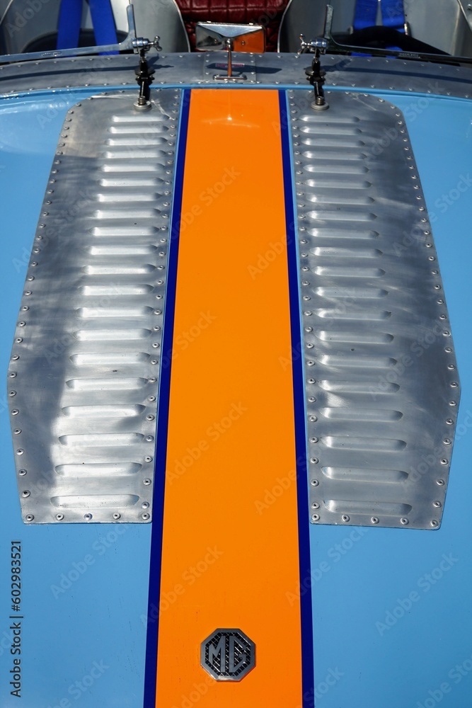 MG Rennwagen Eigenbau im Gulf Racing Design im Stil der Sechzigerjahre ...