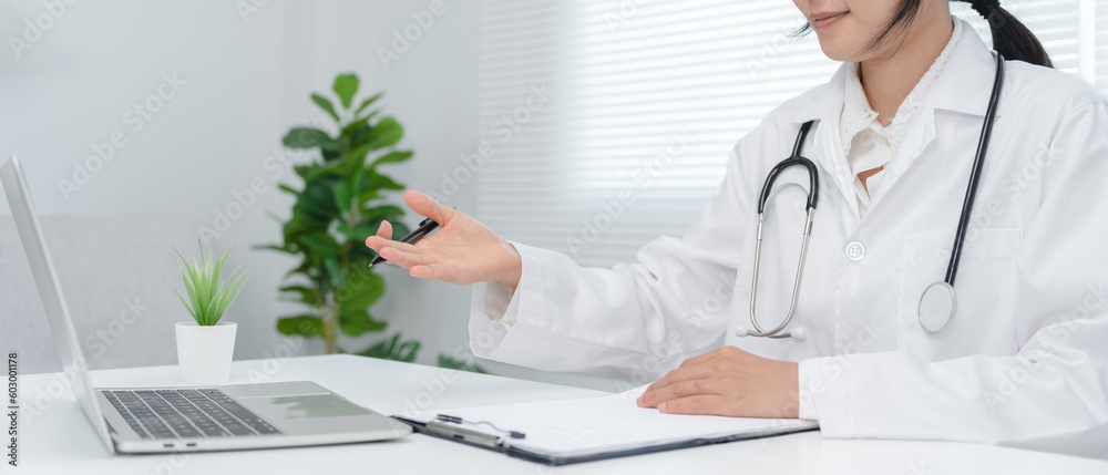 tele-medical. Doctor explains the medication to the patient by video ...