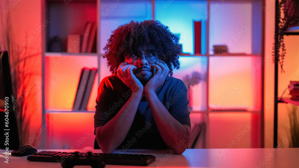 Strange situation. Puzzled man. Face expression. Meme boring silly guy ...