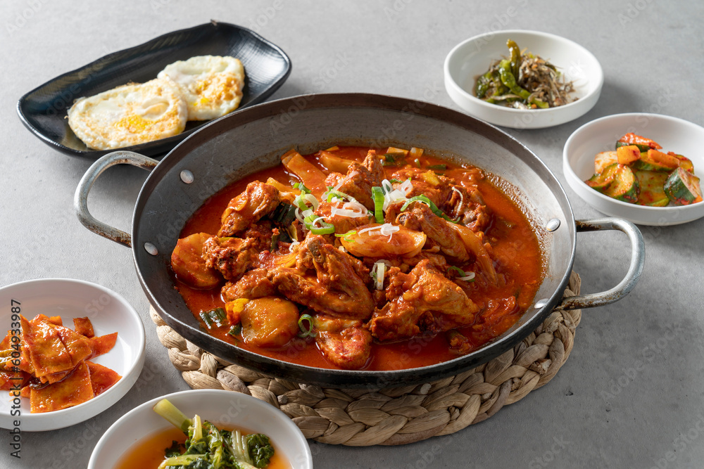 cheonggukjang, fast-fermented bean paste Old, chicken soup, fried ...