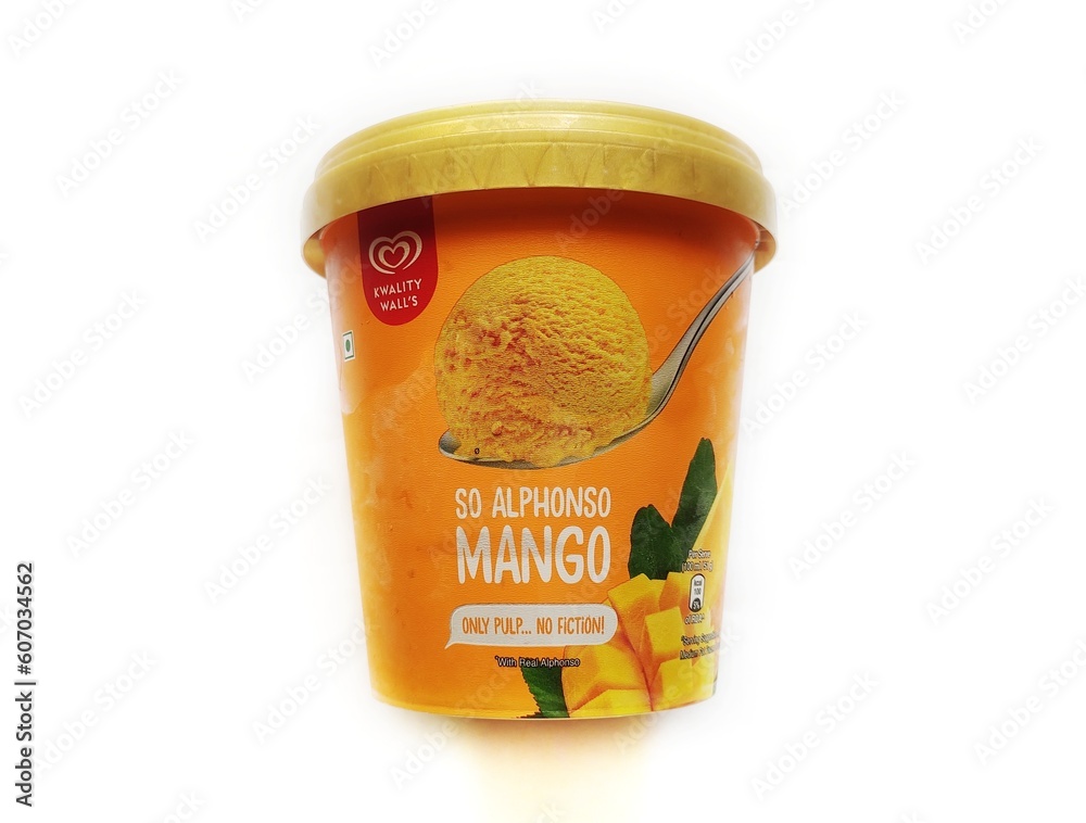 Foto de Guwahati, Assam, India - May, 2023 : Famous ice cream brand So ...