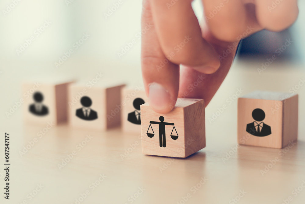 Foto de Business ethics and compliance concept. Ethical investment ...