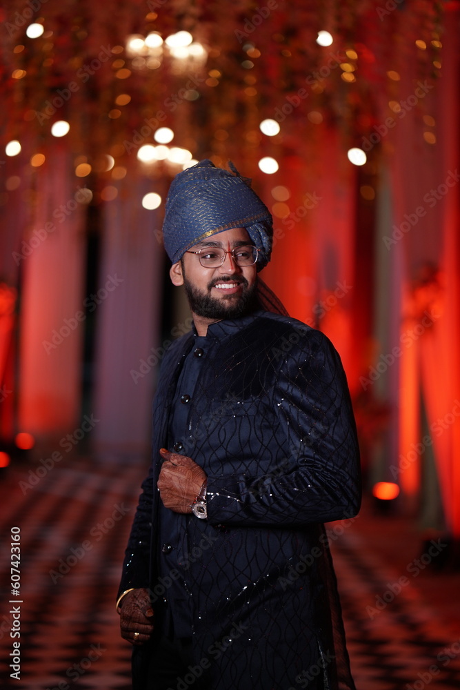 Indian Groom Attire. Wedding Sherwani. Sherwani and mojadi. Traditional ...