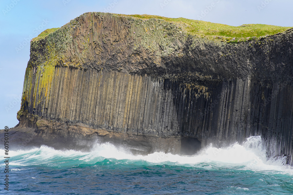 Fotka „The entrance to Fingal`s Cave on Staffa. Fingal`s Cave is a sea ...