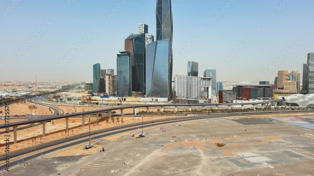 Riyadh: Aerial view of capital city of Saudi Arabia, modern city ...