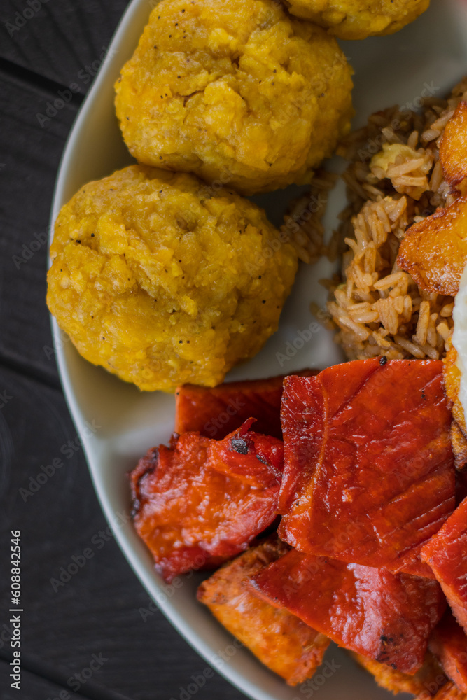 Typical foods of the Peruvian Amazon, the tacacho made with plantains ...