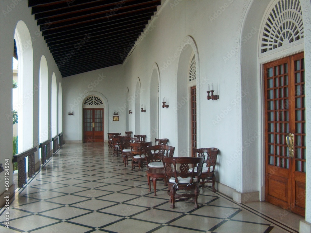 Verandah - part of a luxurious hotel lobby in Colombo, Sri Lanka Stock ...