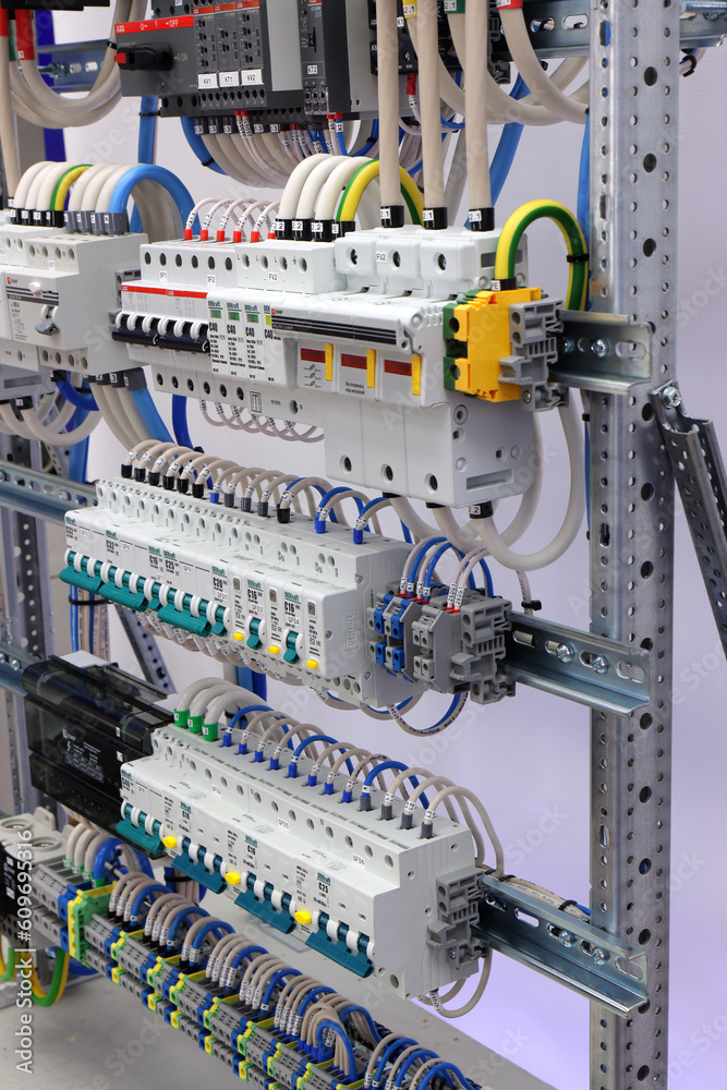 Electric switchboard with automatic current switches and automation ...