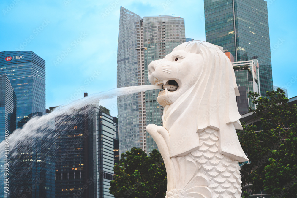 SINGAPORE - JULY 30, 2022 :Close up The Merlion fountain at Marina Bay ...