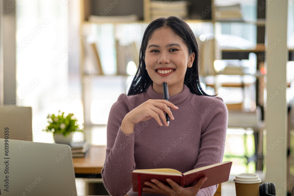 Smiling girl female lady student online e-learning Online class wear ...