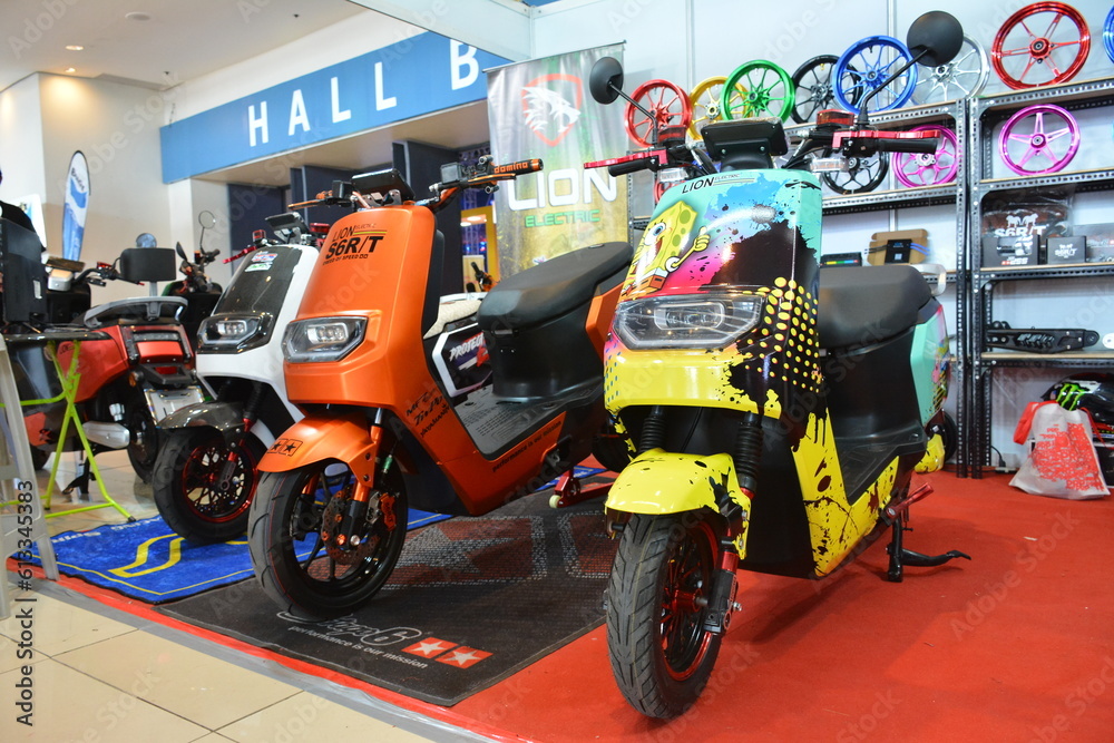 Lion electric motorcycle at Inside racing bike festival in Pasay ...