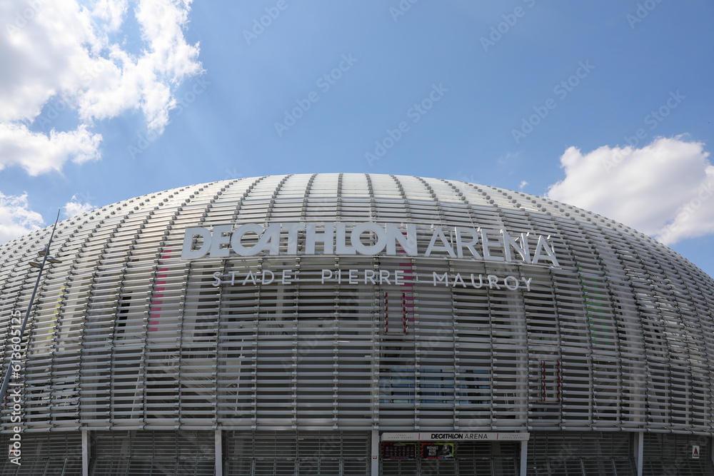 Le Decathlon Arena , stade Pierre Mauroy qui va accueillir des matchs ...