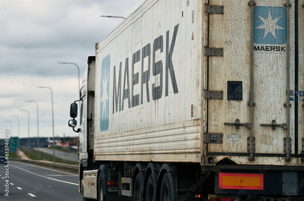 Foto de 10.04.2023 Europe, Germany. Delivery truck on the Europe ...