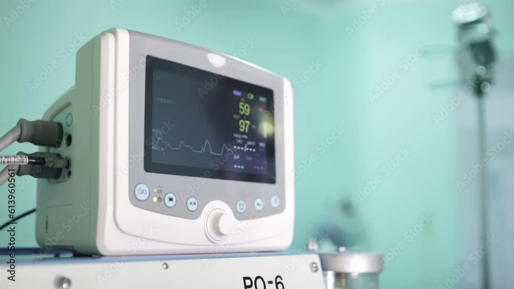 Dynamic pulse screen displays a clear graph curve, providing real-time ...