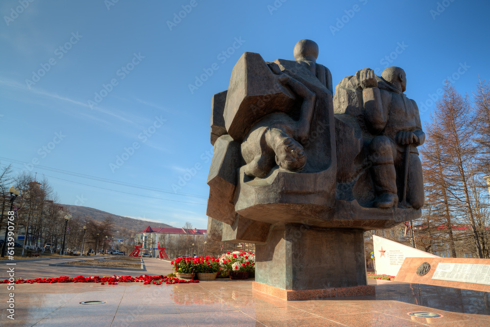Sculptural composition Memory Knot, Victory Square, Magadan, Magadan ...